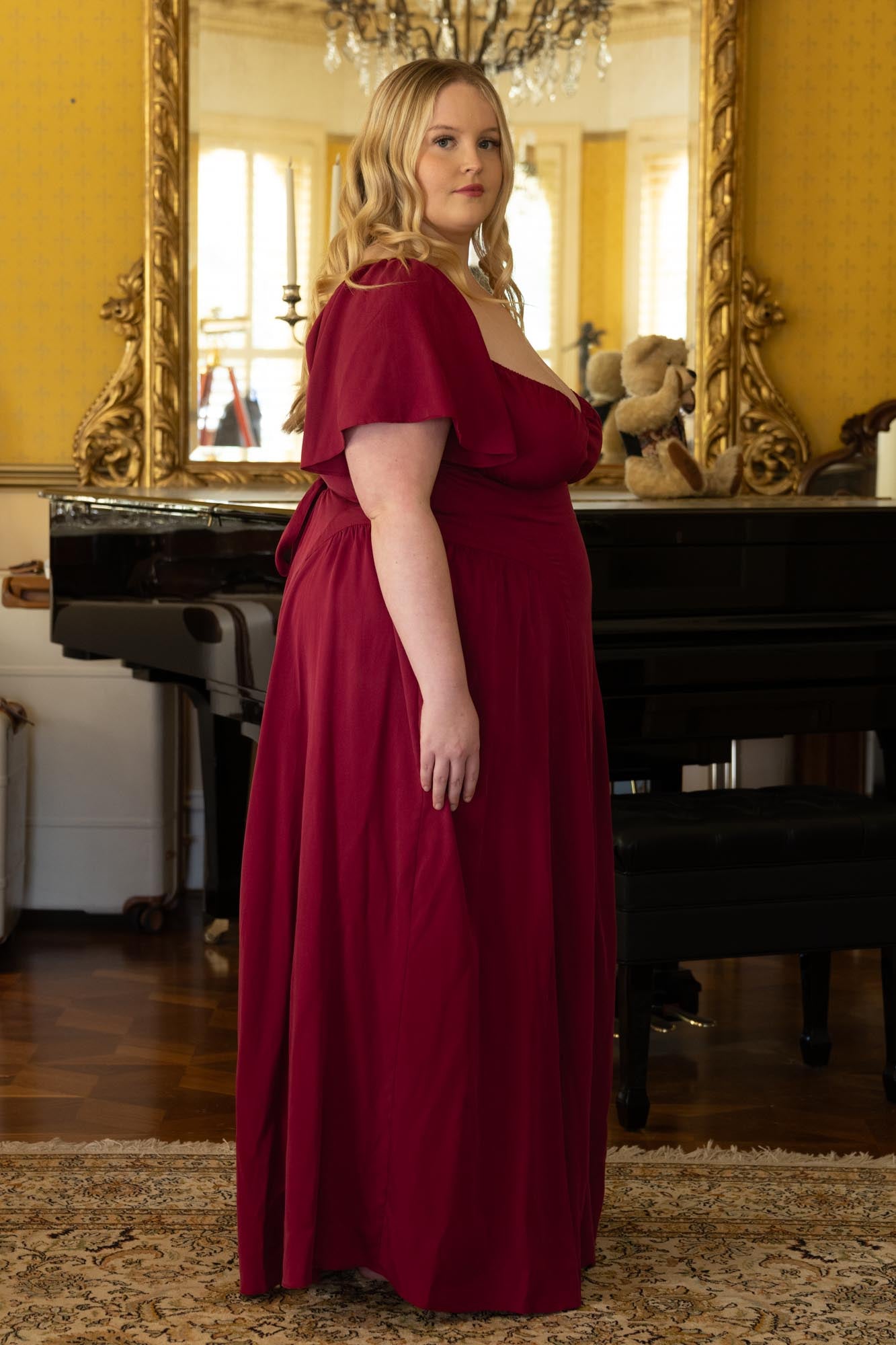 Bridgette Berry Red Dress – Aulieude